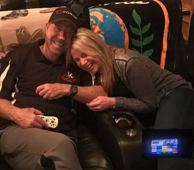 Chuck Norris has a daughter from an extramarital affair he didn't know ...